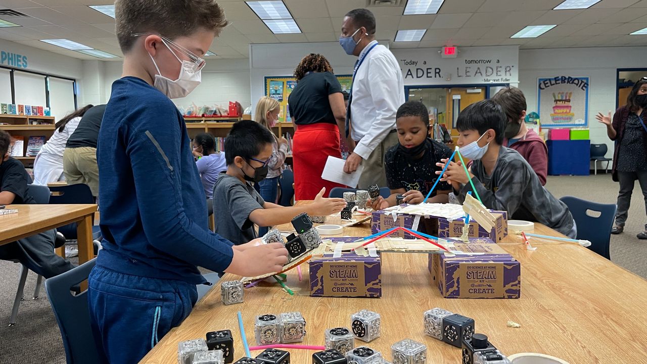 Zachary Taylor Elementary unveils STEAM cart