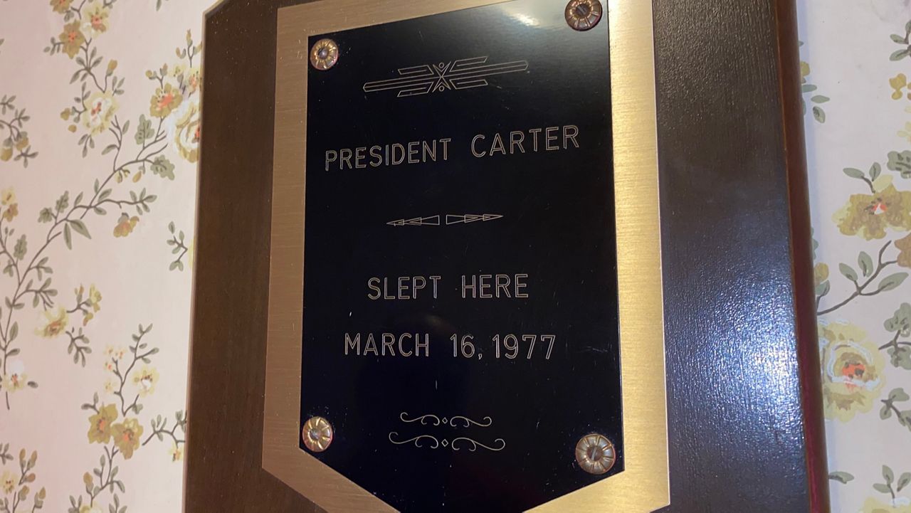 A look at the Clinton home President Carter slept in