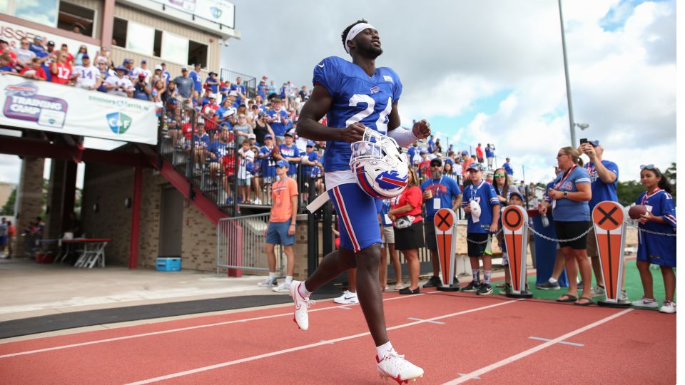 Elam bringing competitive fire to first training camp