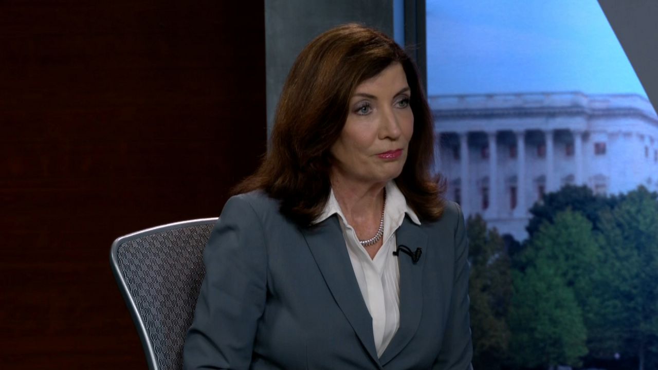 Exclusive: Hochul says WH sending staffers to NYC to help