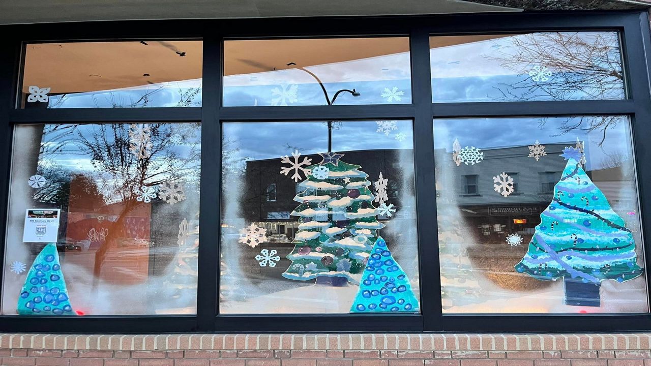 Light the Boulevard holiday contest brings cheer