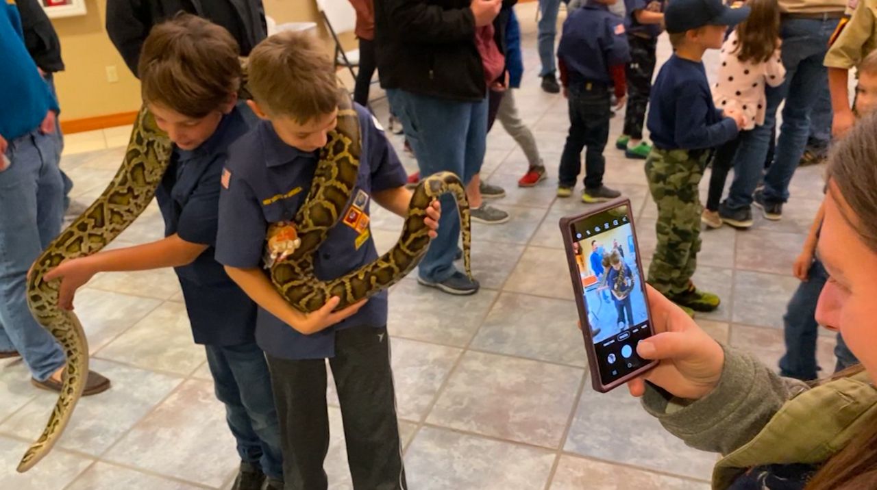 Wisconsin man entertains, educates with traveling snake show