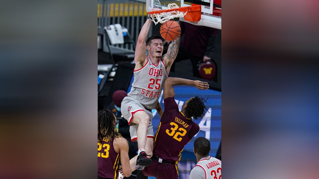 Ohio State forward Young will return for another season