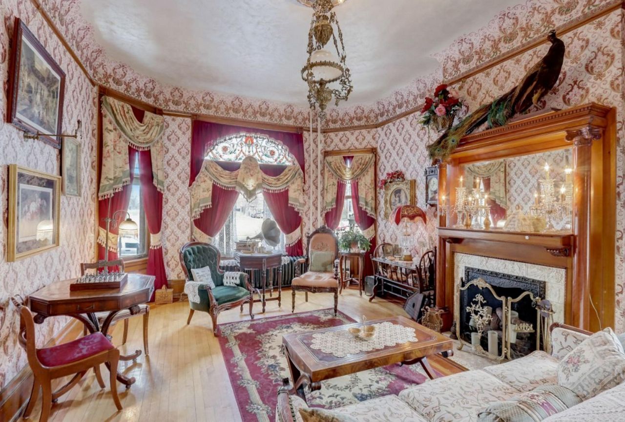 Historic Schuster Mansion in Milwaukee goes up for auction