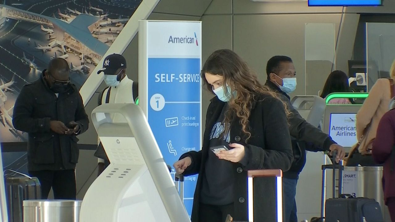 Travelers Heed CDC’s Advice on Holiday Travel