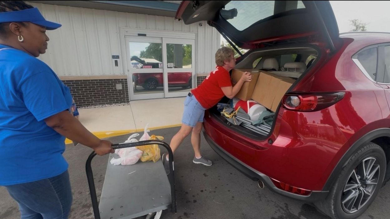Lake Cares pantry fills summer meal gap for children