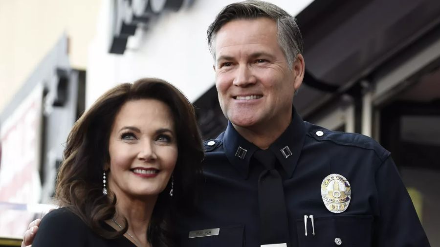 Ex-LAPD chief tipped off CBS to Moonves assault claims