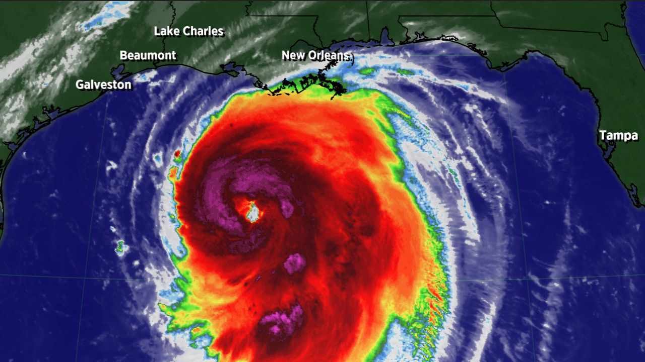 Laura Intensifies to Major Hurricane Ahead of U.S. Landfall