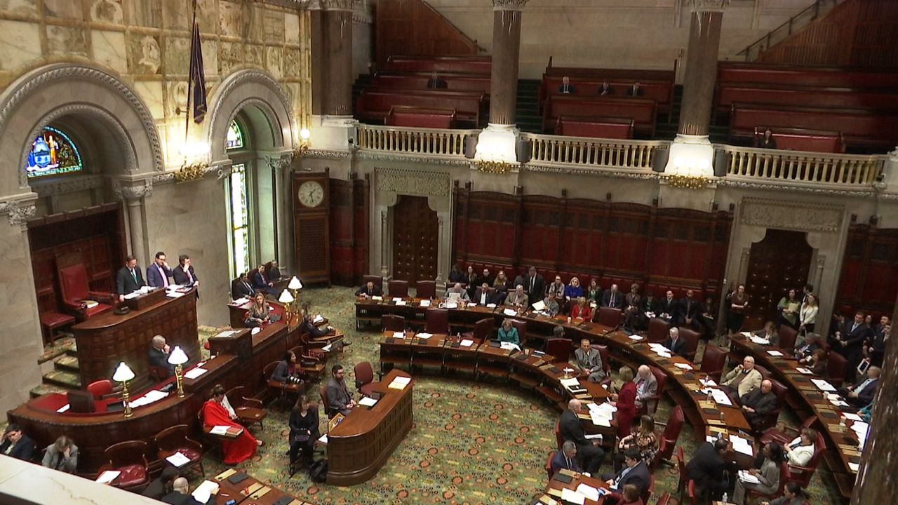 Commission to Determine If NY Lawmakers Will Get Pay Raise