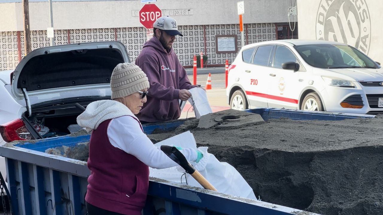 Long Beach prepares for rain, flooding
