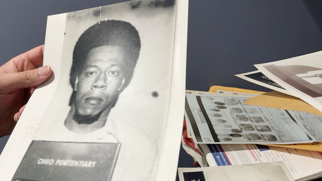 Search heats up for escaped killer