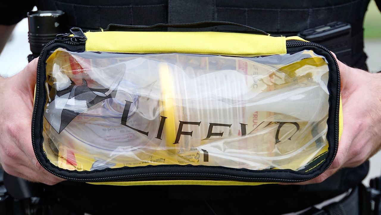 Deputies now carry choking rescue device