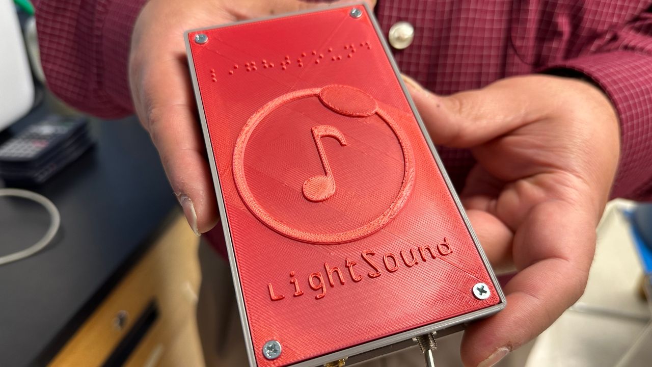 Technology helps visually impaired people experience eclipse