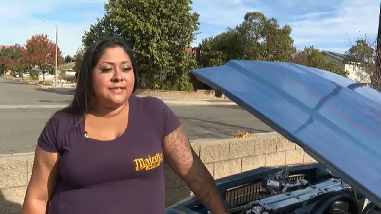 Women in Lowriding