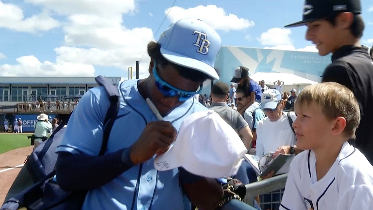 Rays prospect Lucius Fox hopes to grow baseball in Bahamas