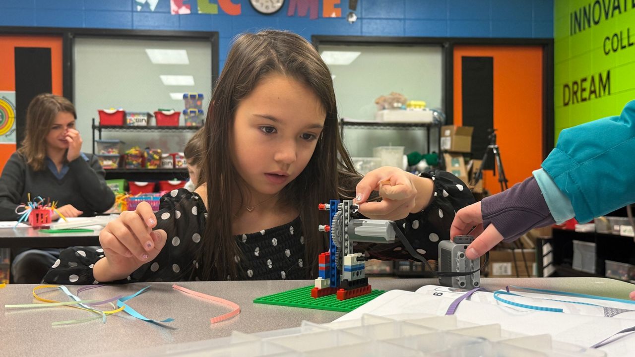 Lego program helps Kentucky students in math and science