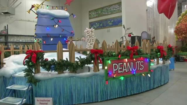 Students Get Sneak Peek at Floats Debuting in Thanksgiving Day Parade