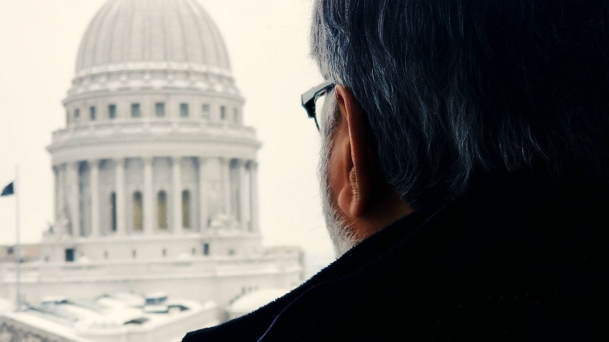 Businessman Offers Interest Free Loans to Federal Workers