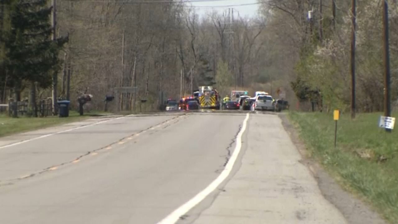 2 Dead Following Crash In Manchester 2899