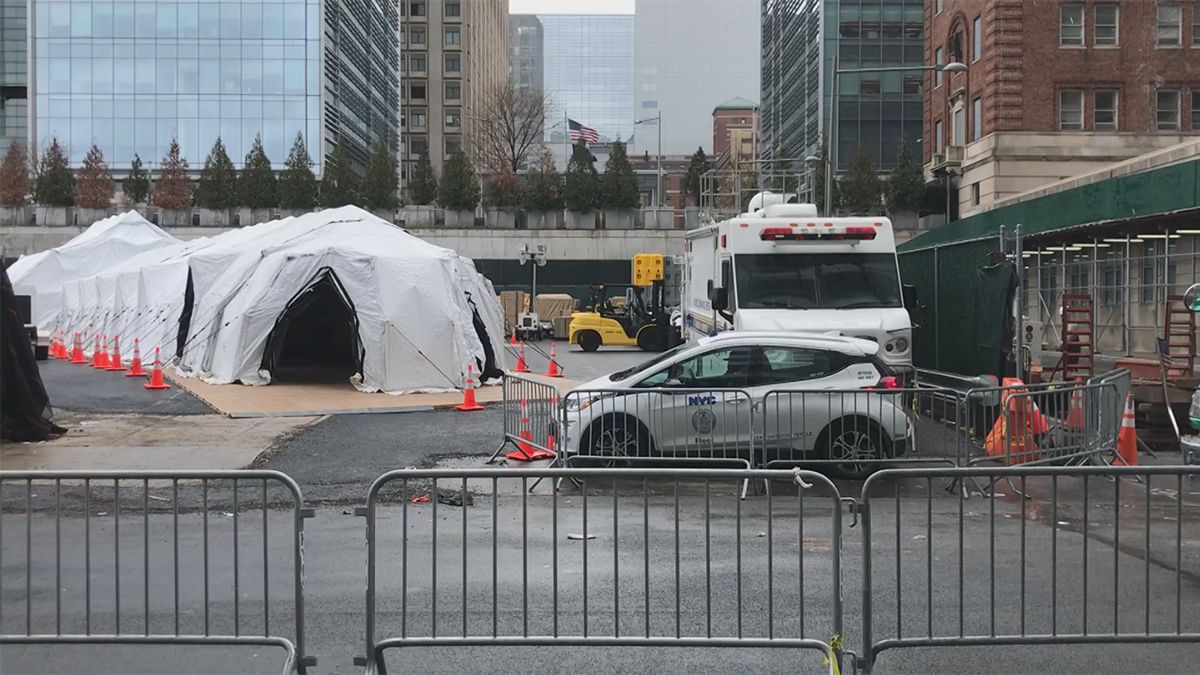 Tent for Overflow Capacity for City Morgue Goes Up in Manhattan