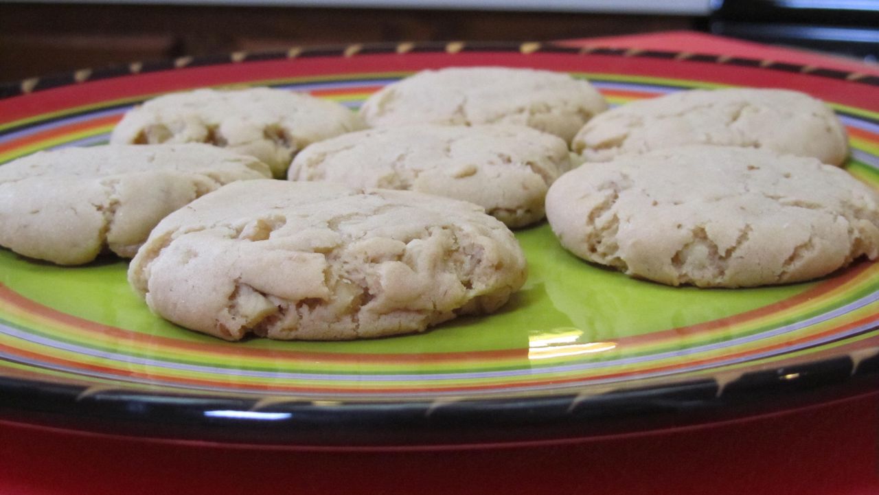 Maple Walnut Cookies