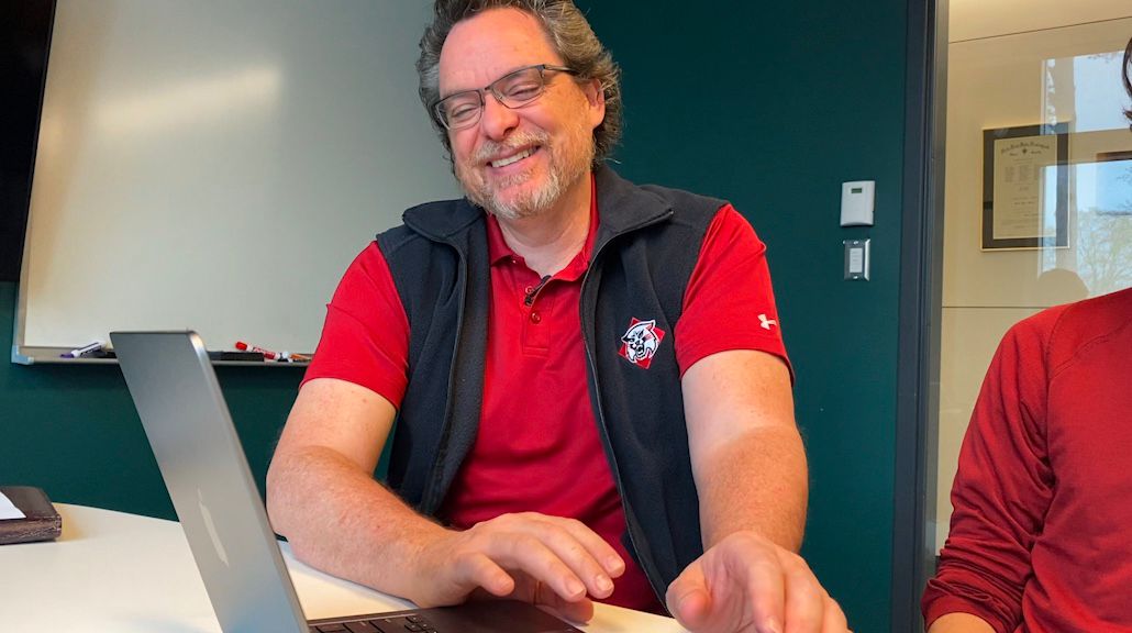 Davidson professor teaches 'March Mathness'