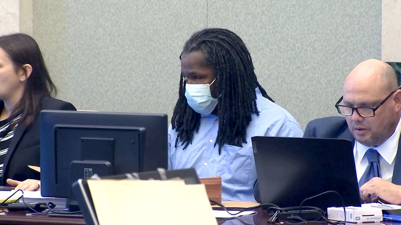 Psychologist testifies that Markeith Loyd suffers from PTSD