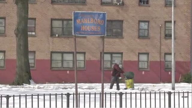 Nypd Two Officers Attacked By Four Men In Brooklyn Housing Complex