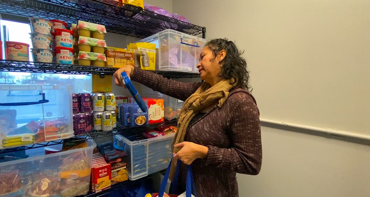 College students utilizing food pantries as food costs rise