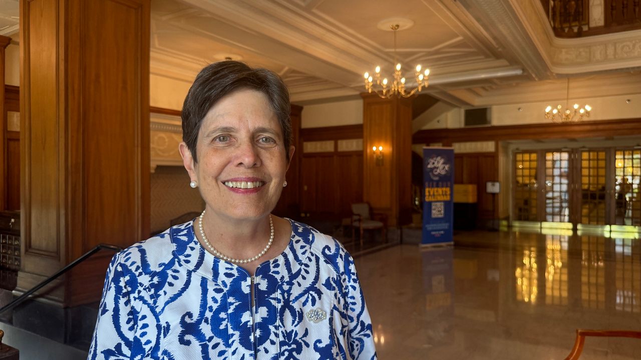 Lexington Mayor Linda Gorton running for reelection