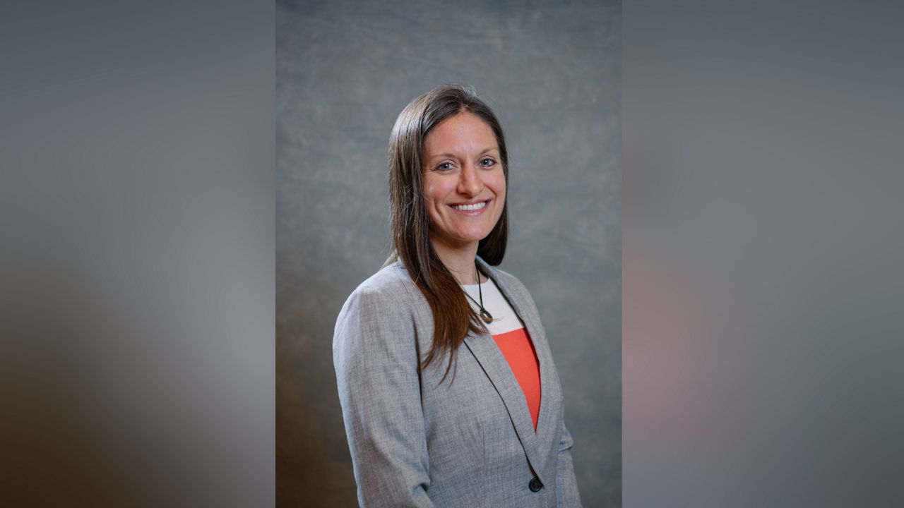 Ohio mayor saves skydiving partner’s life after malfunction