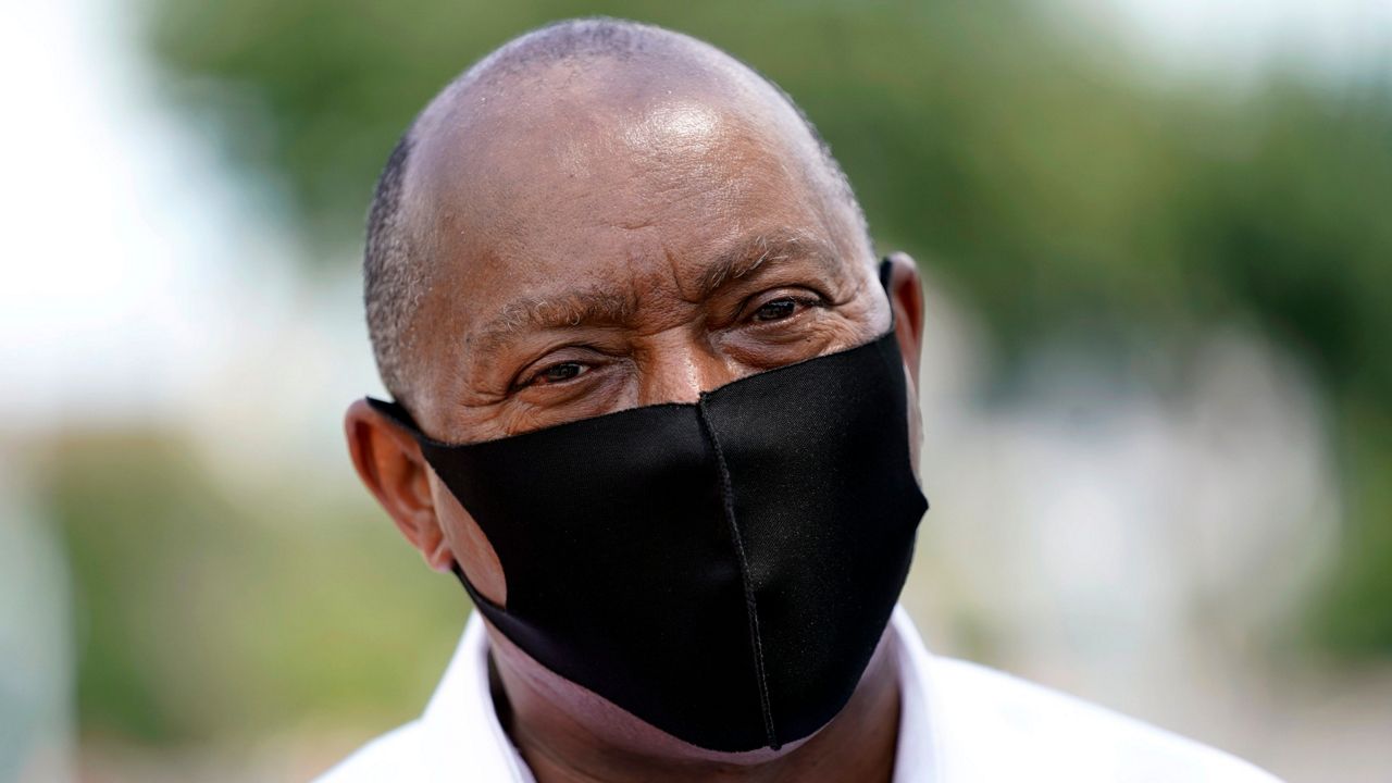 Houston Mayor Pledges Support for Restaurant