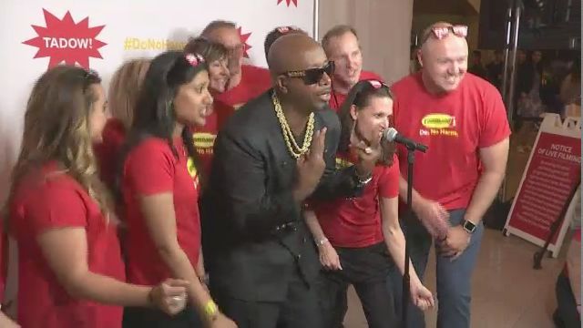 Can't Touch This: Rapper MC Hammer Throws Back Hit with NYC Fans