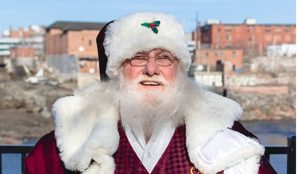 Santas finding more work this year