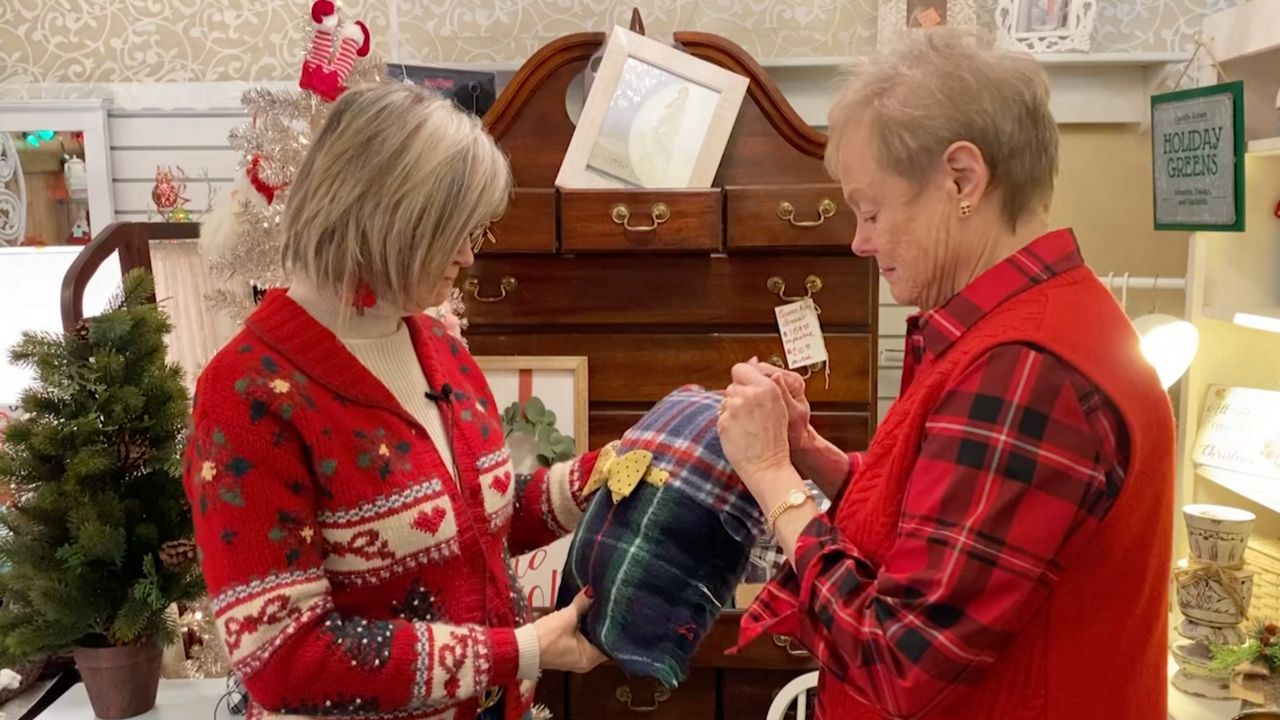 Northeast Ohio woman makes memorable gifts for families