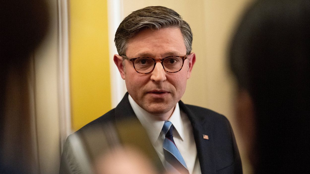 Johnson keeps House away as he fights to end shutdown