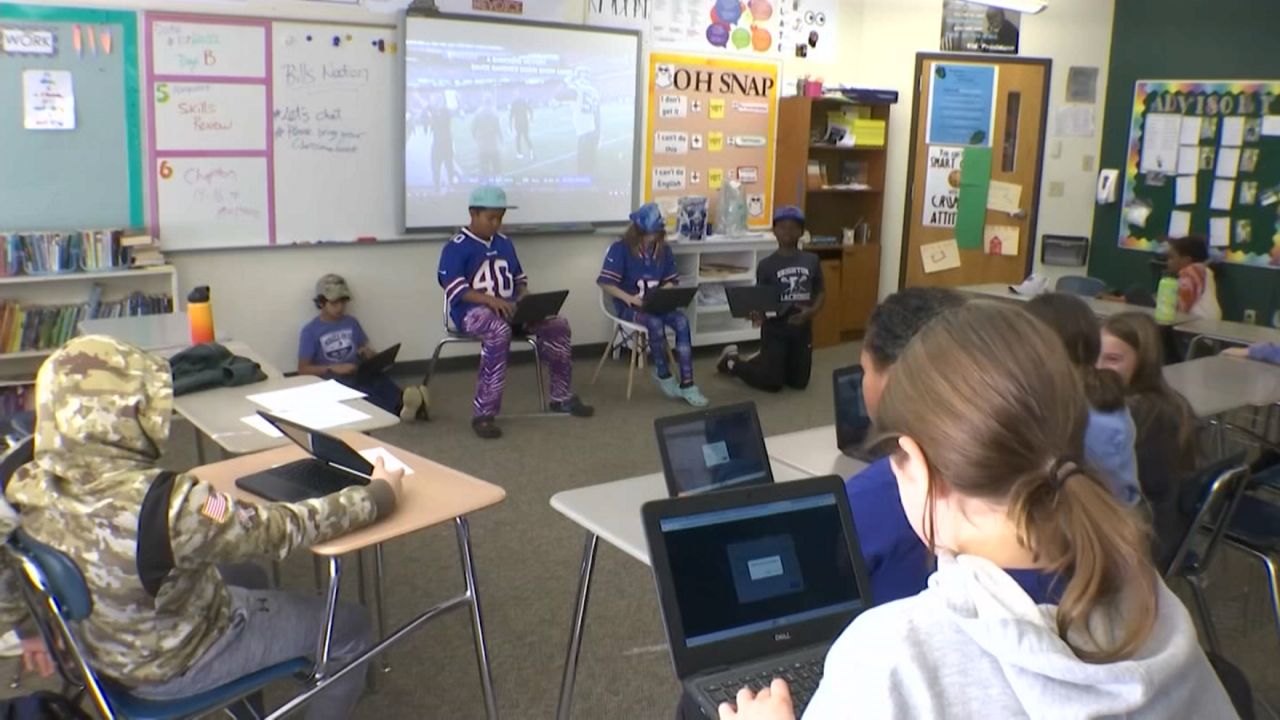 Bills mini-Mafia takes over Rochester middle school class