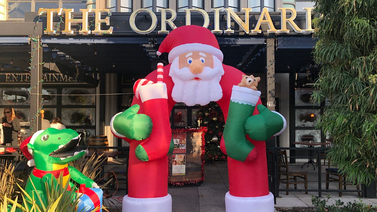 Christmas Comes Alive at Long Beach Holiday Pop up Bar