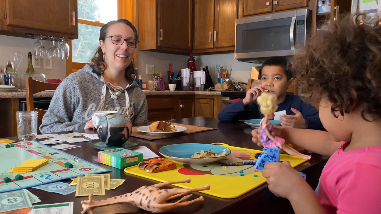 Parents scramble switching to virtual learning