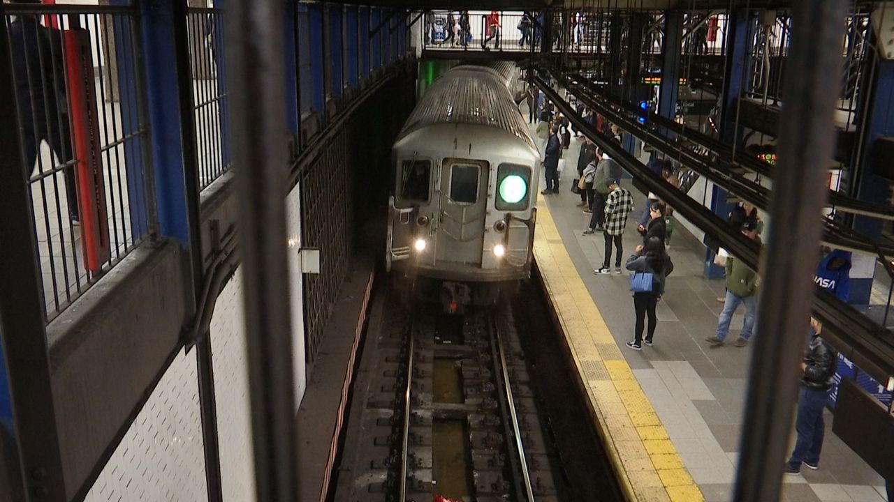 MTA Scaling Back EMTs at Subway Stations
