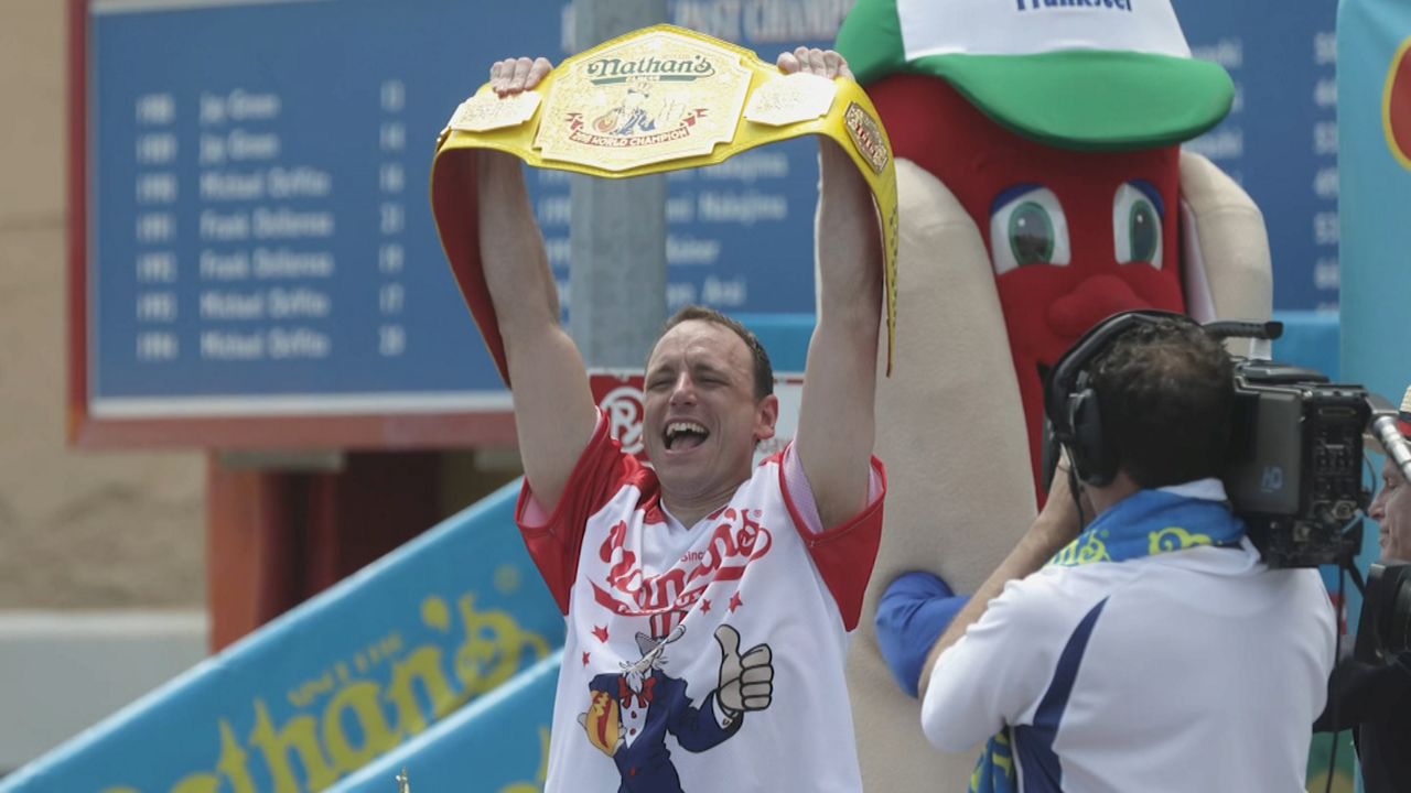 Nathan’s Hot Dog Eating Contest Champ Eyes World Record Despite No Fans