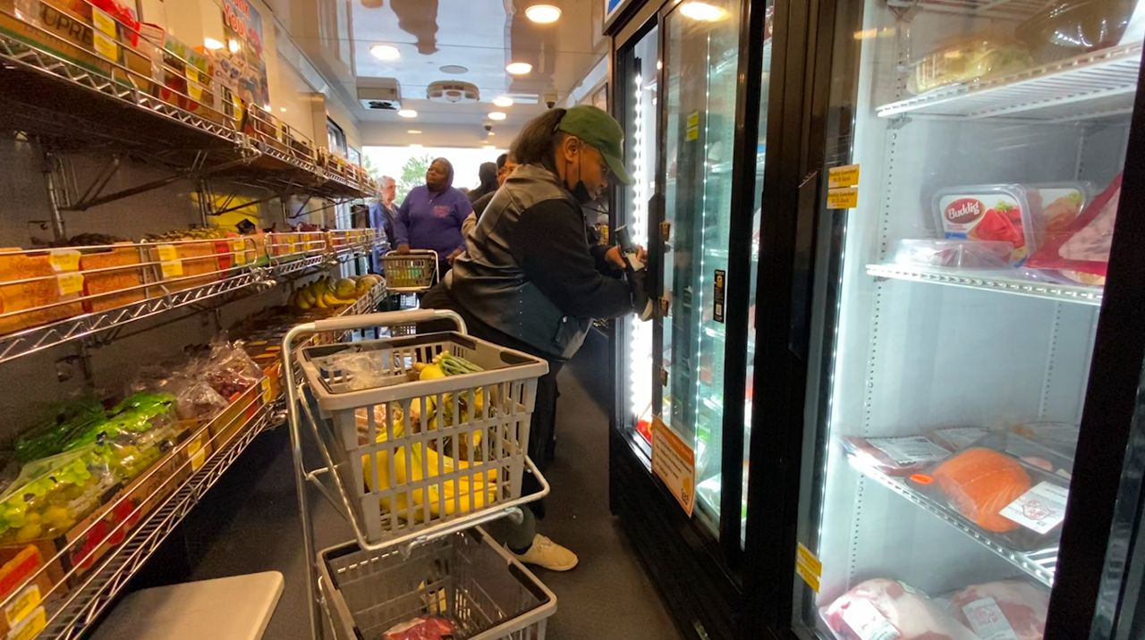 Mobile market aims to help fill gaps in food deserts