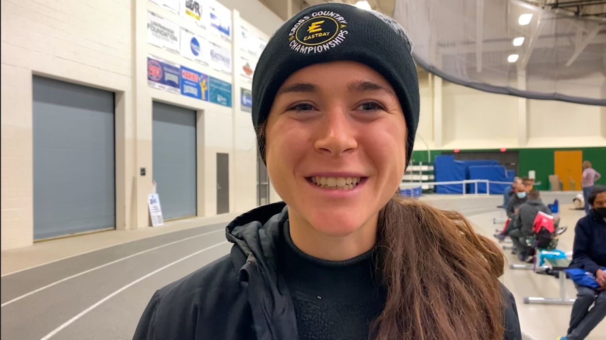 Wisconsin Olympic bronze medalist cheers on young runners