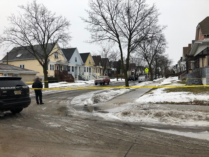 Milwaukee Police Officer Shot And Killed Suspect In Custody