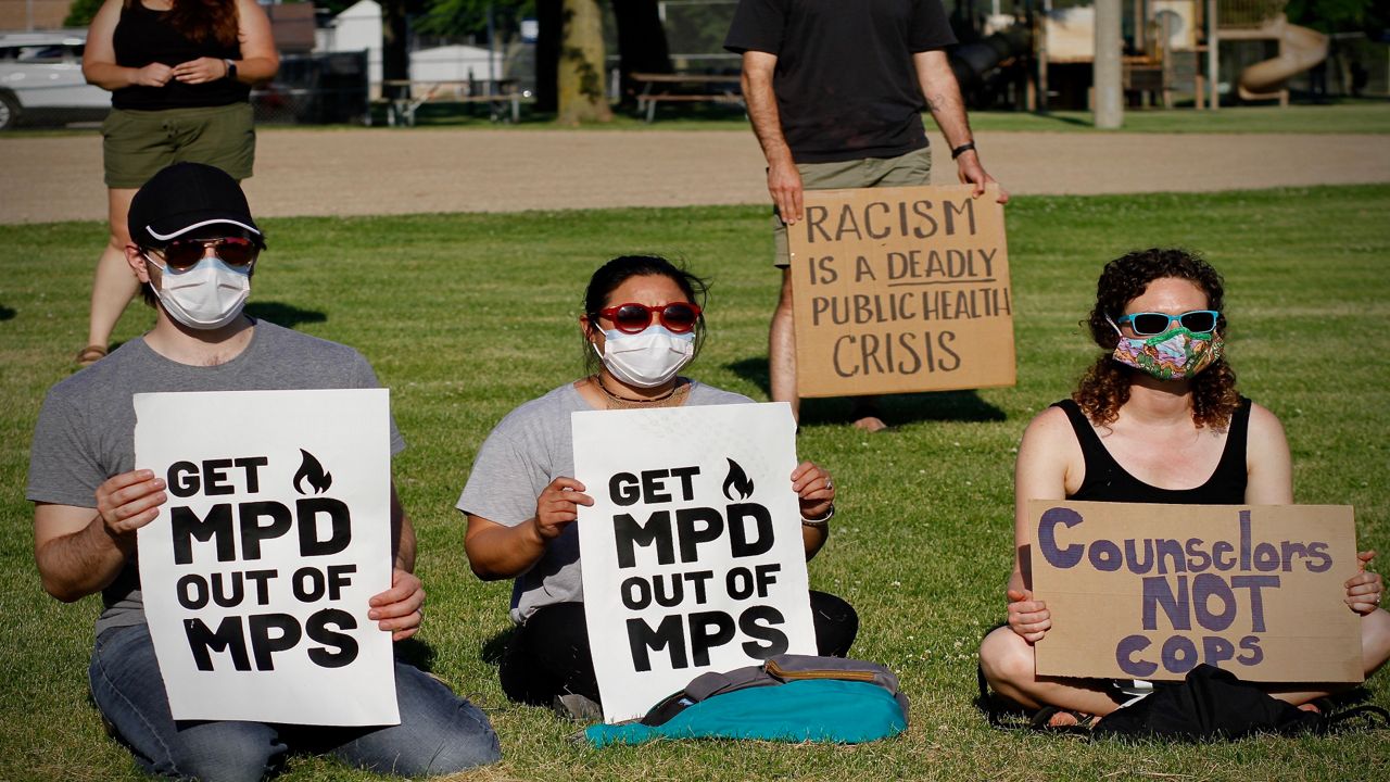 Young Leaders Stand Their Ground on Policing in MPS Schools