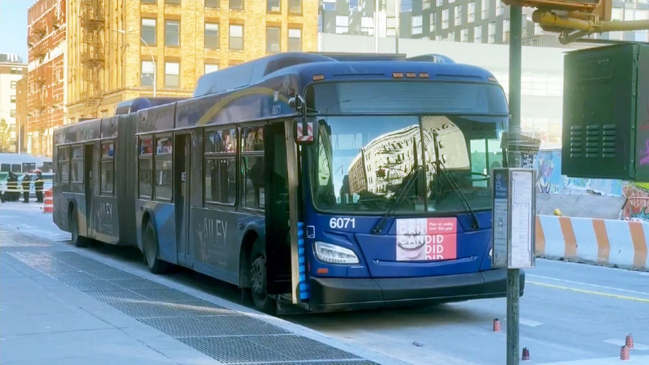 Gunfire hits MTA bus in Harlem