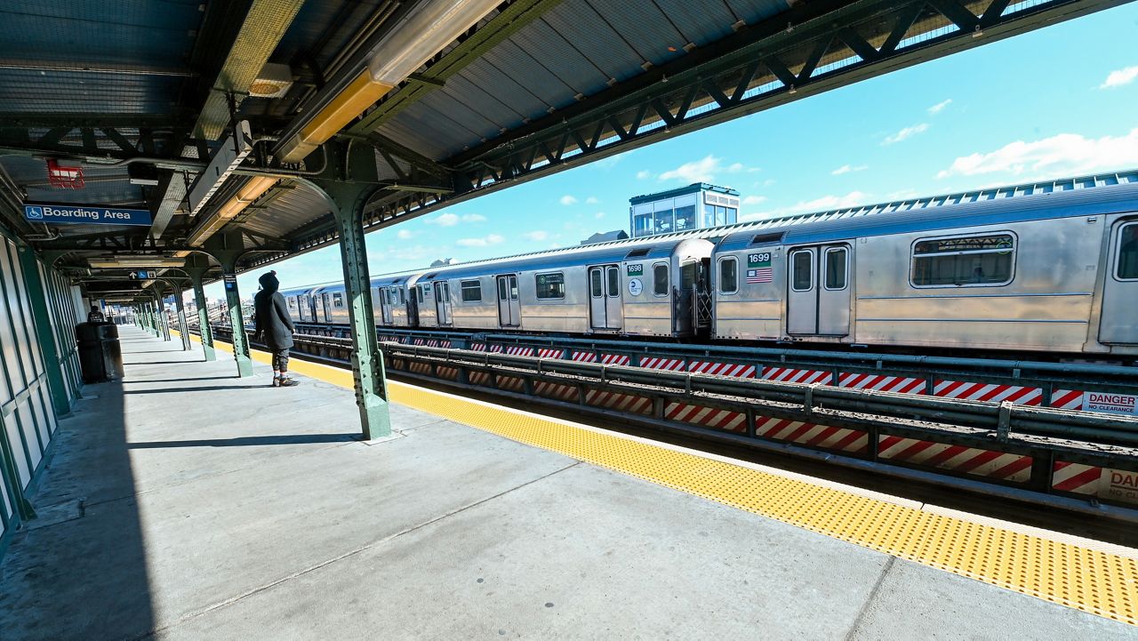 MTA chair pushes for funding as threats continue from feds