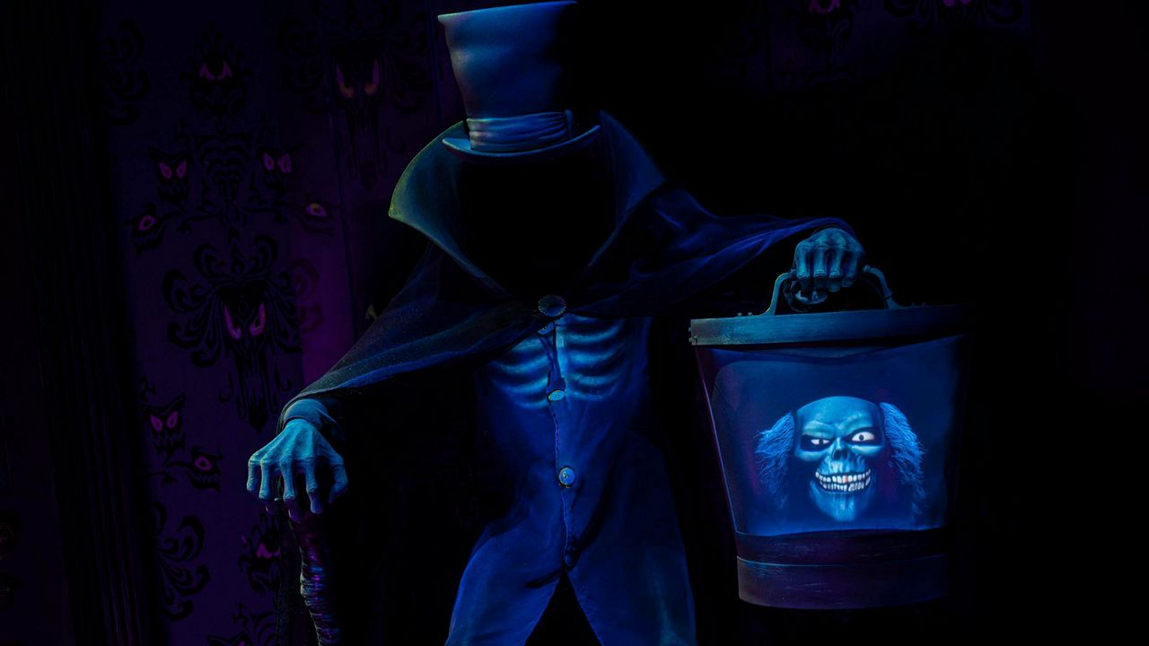 Hatbox Ghost arrives at Magic Kingdom’s Haunted Mansion
