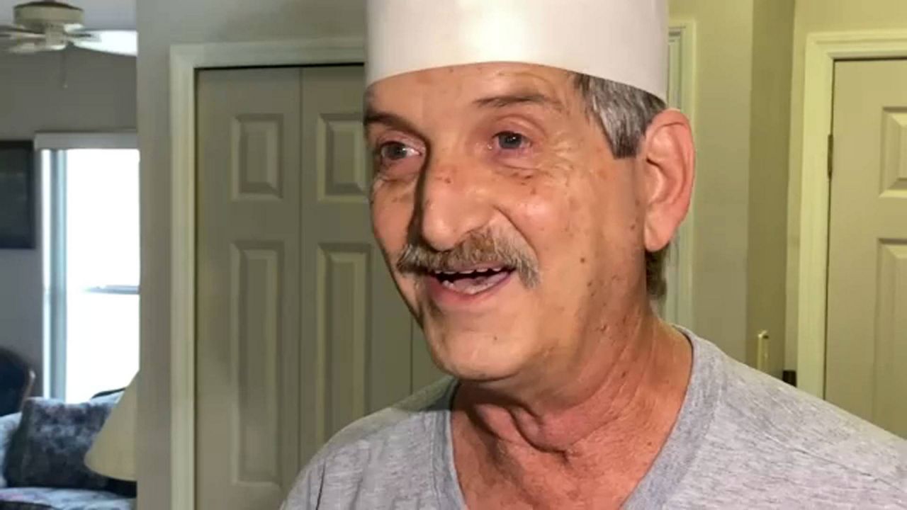 Chef serves up weekly meals to the homeless
