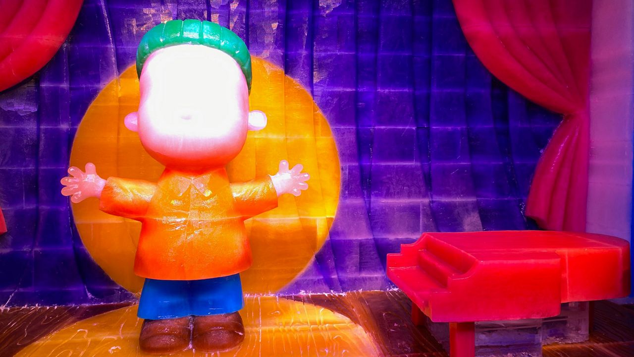 ‘Charlie Brown’ ICE! exhibit taking shape at Gaylord Palms